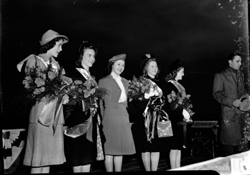 Adeline Cox, "Miss Flight Commander" - Kingsport Public Library and ...